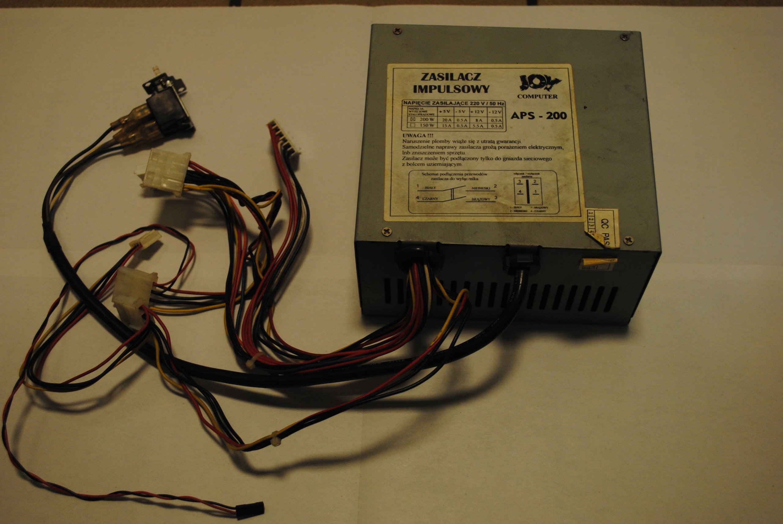 Zasilacz AT APS-200 200 W SPRAWNY - 7002363783 - oficjalne archiwum allegro