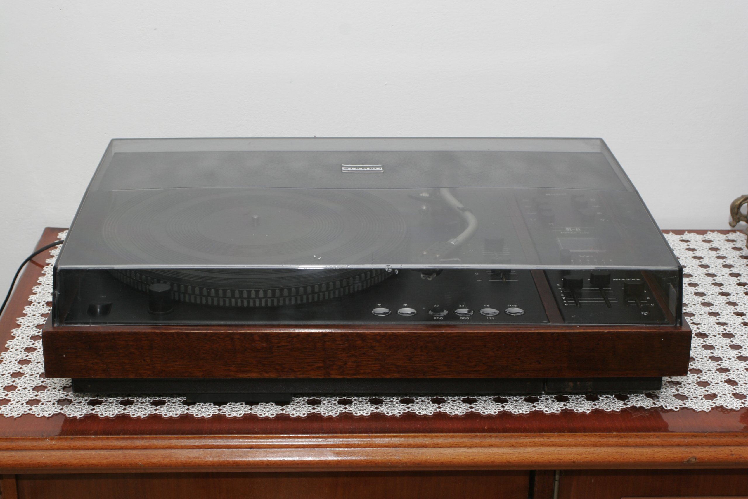 GRAMOFON UNITRA DANIEL WG-1100Fs ze wzmacniaczem - 7392516930 ...