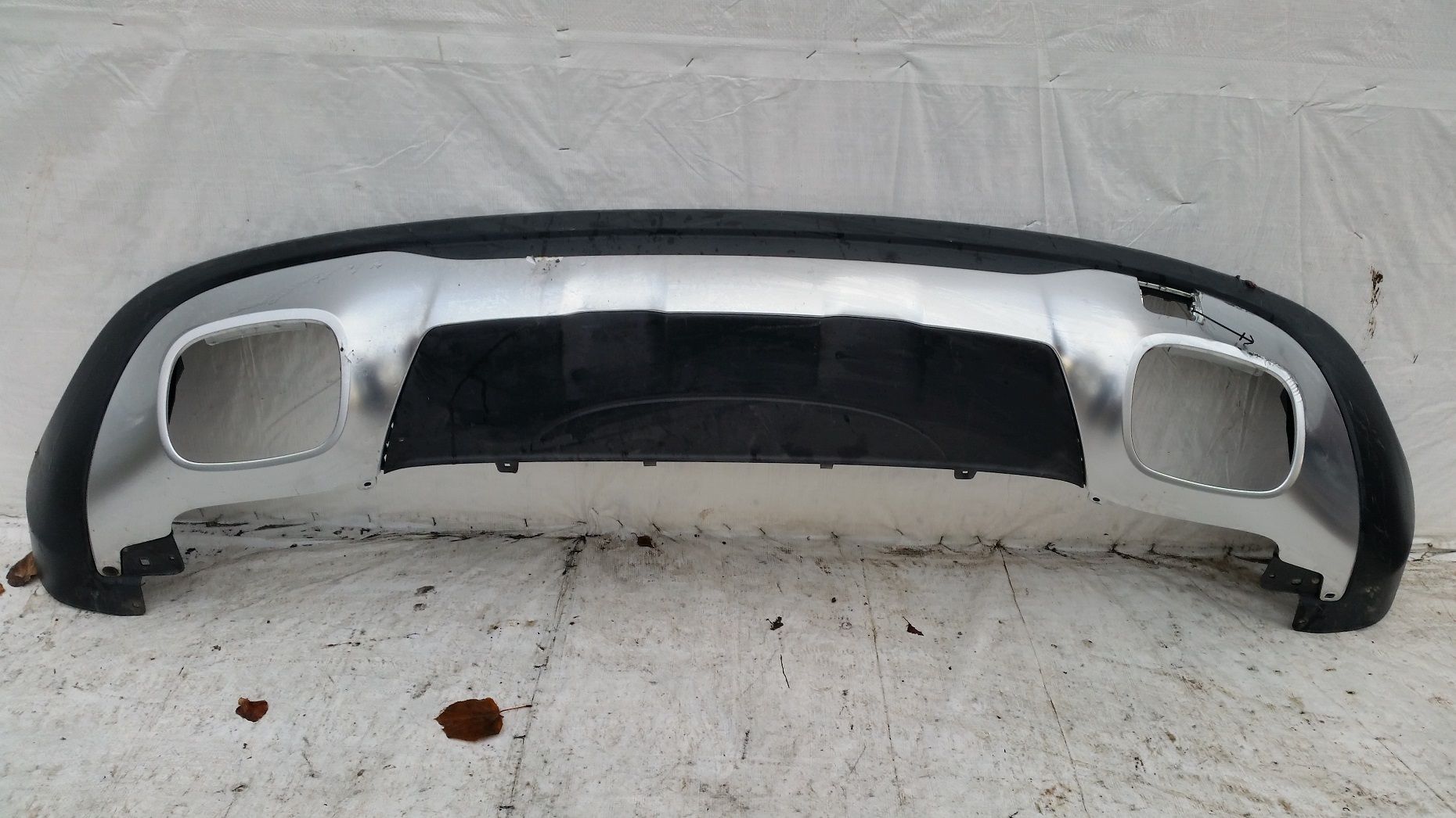 Mercedes A156 dyfuzor A1568851400 - 7111639206 - oficjalne archiwum allegro