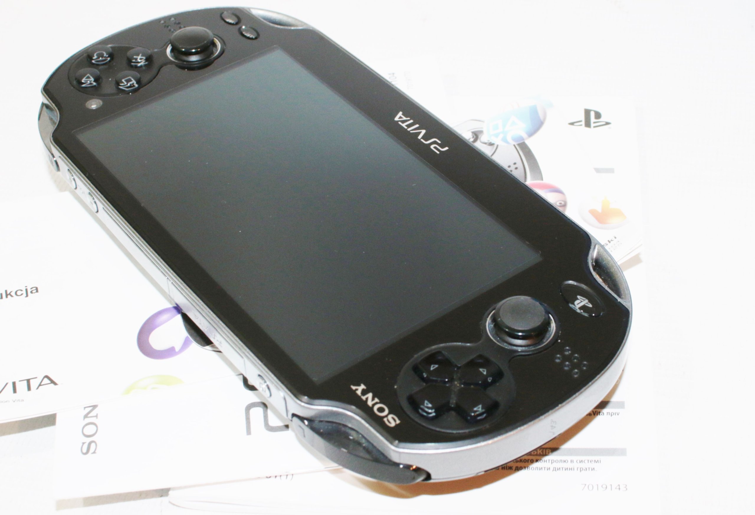 SONY PS VITA 3G/WIFI 16GB GRY GWARANCJA 3 MC ! - 7063015162 - oficjalne ...