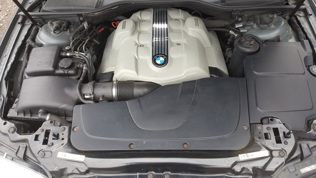 BMW E65 silnik 4.4 V8 745i N62B44A 333KM w aucie - 7296759504 ...