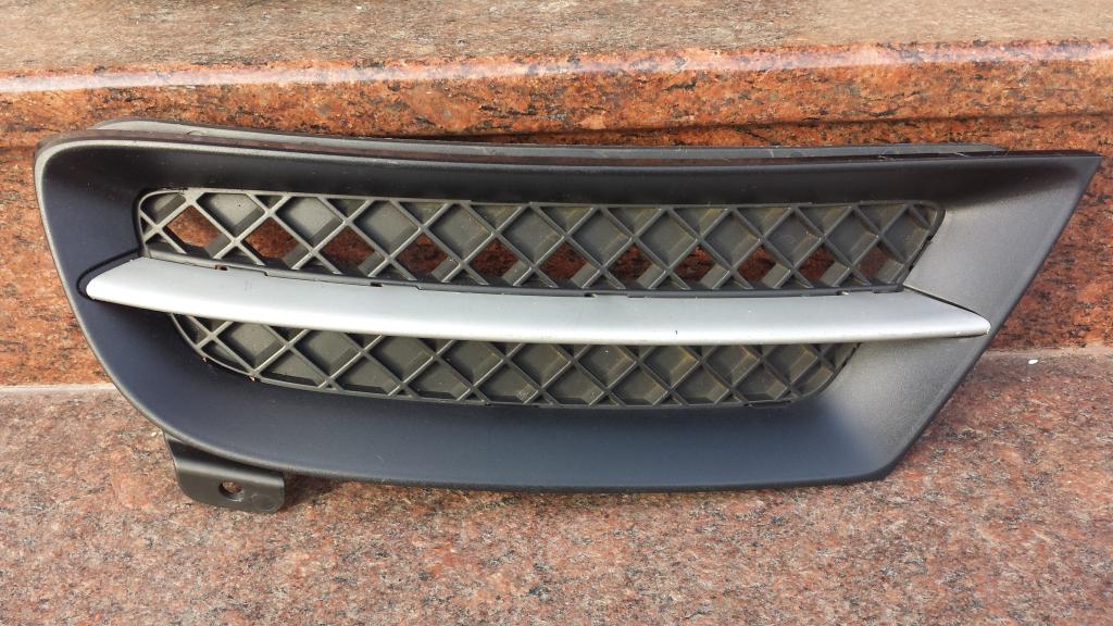 BMW Z4 E89 KRATKA ZDERZAKA LEWA 51117203799 ORYG - 5047604083 ...