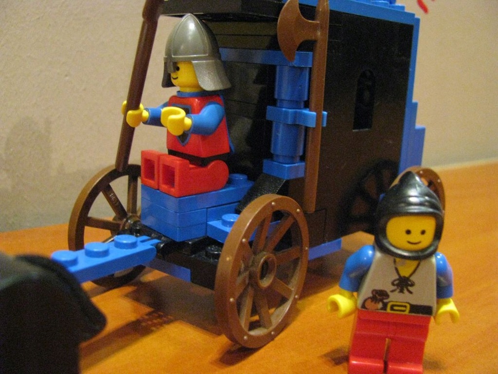 LEGO CASTLE 6055 - Prisoner Convoy - 7580895986 - oficjalne archiwum ...