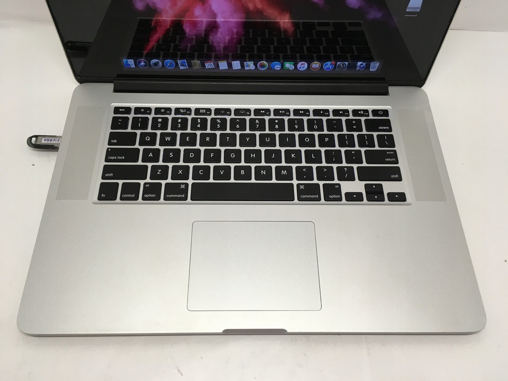 MACBOOK PRO 11.2 i7 4x2.0GHz 8GB 256SSD 15.4' XP99 - 7719830261 ...