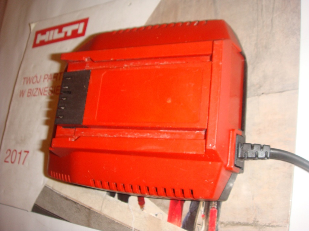 ŁADOWARKA PROSTOWNIK HILTI C4/36-90 GWARANCJA SERW - 7740576138 - oficjalne archiwum Allegro