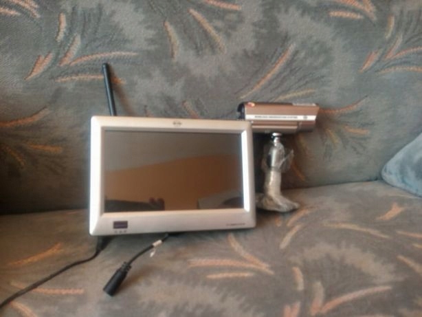 Monitor i kamera ELRO CS 97 S - 7428632584 - oficjalne archiwum Allegro