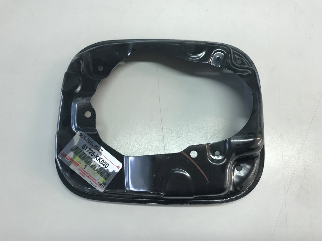 TOYOTA HILUX VIII 16- WLEW PALIWA 61725-KK020 - 6823536297 - oficjalne ...