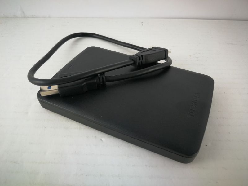 DYSK ZEWNĘTRZNY TOSHIBA E309799 750 GB KABEL USB - 7435288839 ...