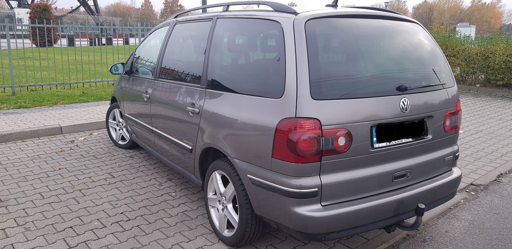 Volkswagen SHARAN exclusive 2.0 TDI xenon webasto - 7668223066 ...