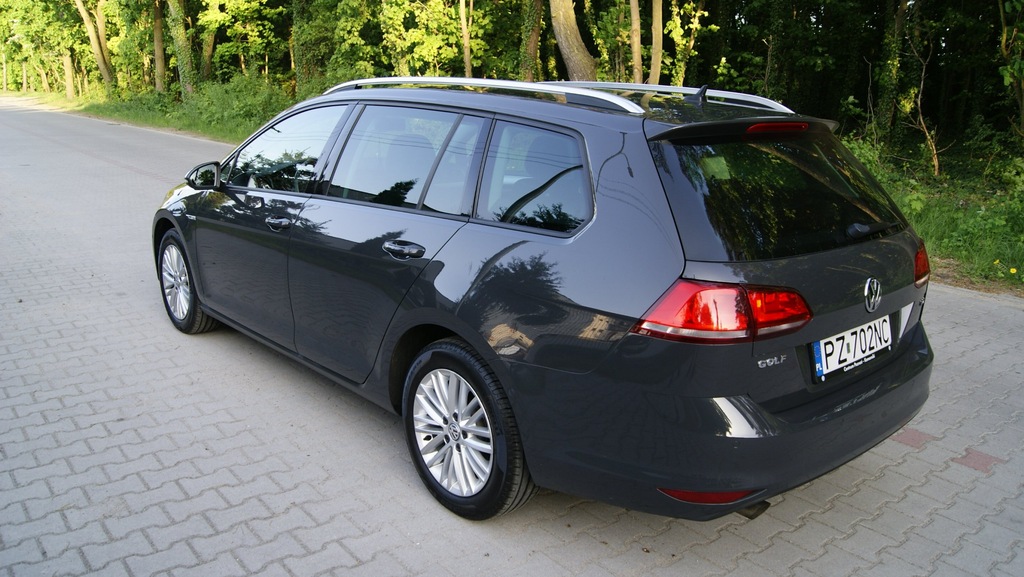 VW GOLF VII KOMBI 1.6 TDI CUP, NAVIGACJA - 7338006780 - oficjalne ...