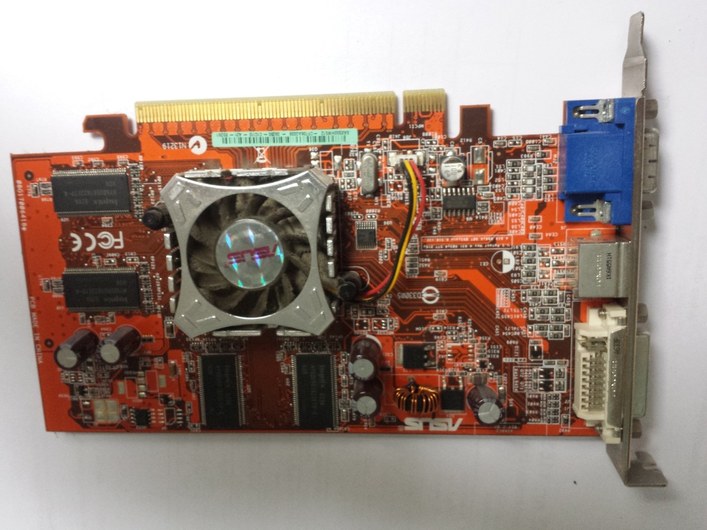 Karta graficzna ASUS RADEON X550 128MB PCIE - 7262618012 - oficjalne ...